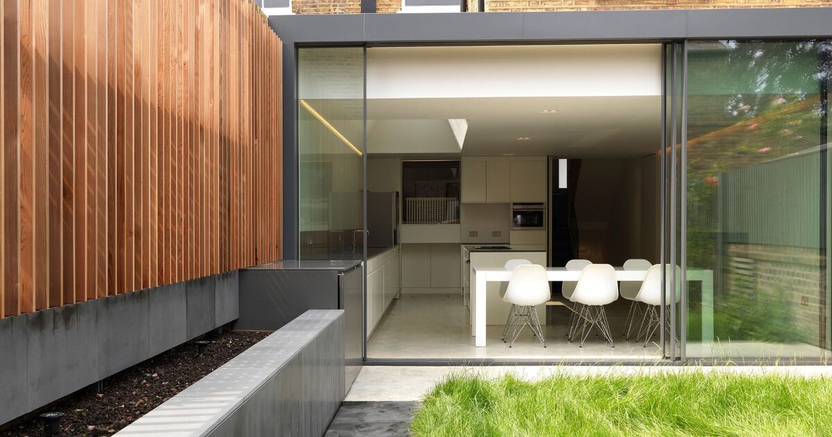 Sliding glass doors fill Victorian terrace house with natural light ...