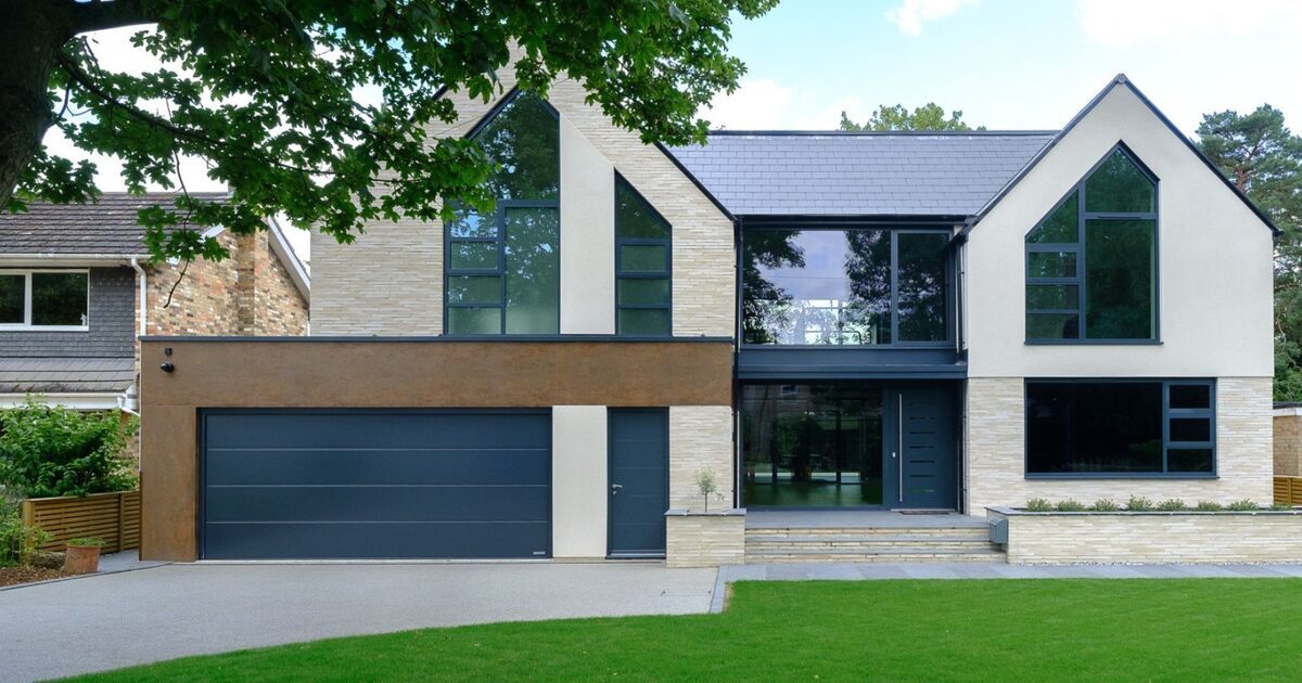 Extensively glazed modern house in Cambridgeshire | IQ Glass