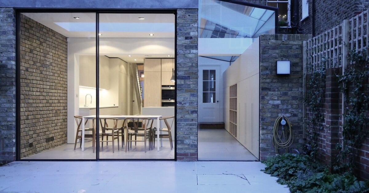 Contemporary rear extension to terraced home | IQ Glass