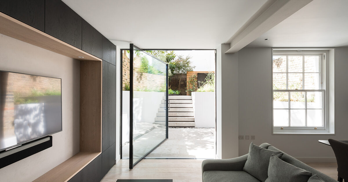 This Is A Beautifully Crafted Internal Pivot Door By Iq Glass