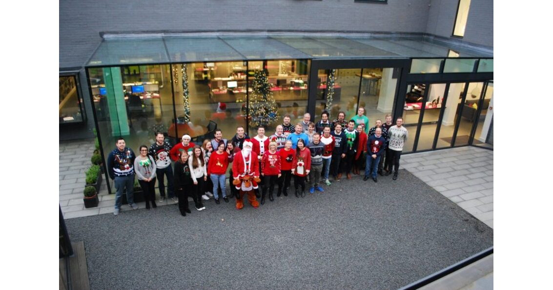 Merry Christmas from IQ Glass and Texo Group | 17th December 2015 ...