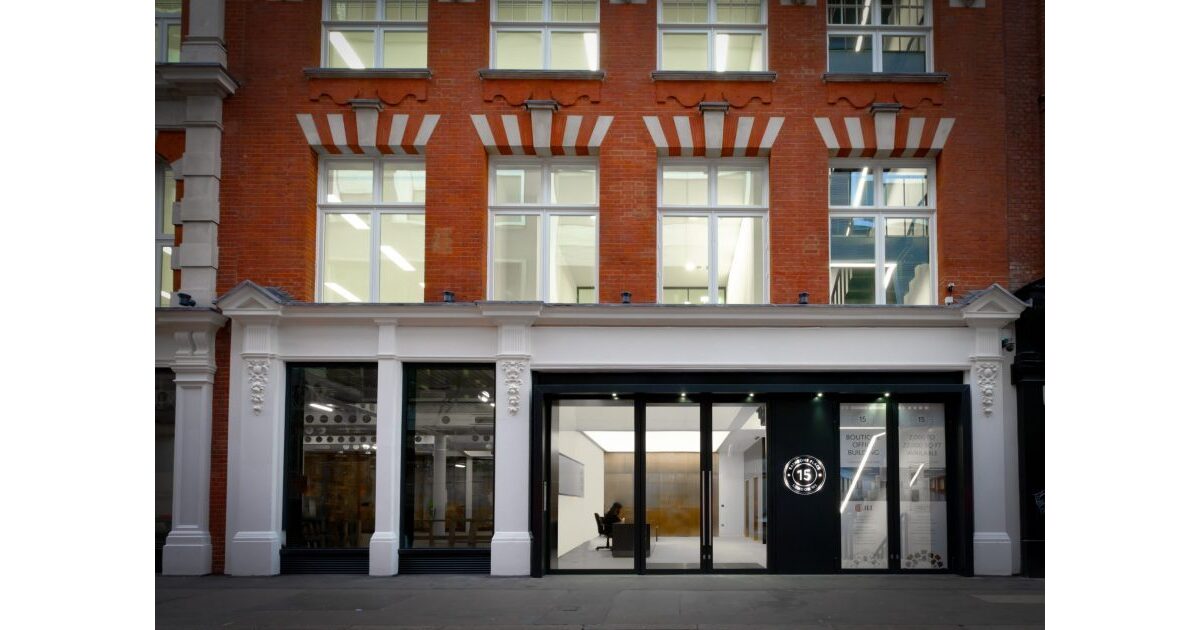 Get the Look: Rathbone Place | 5th May 2017 | News | IQ Glass