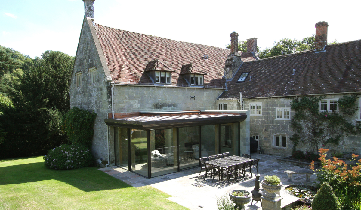 What is Global Alignment in Architectural Glazing? | IQ Glass